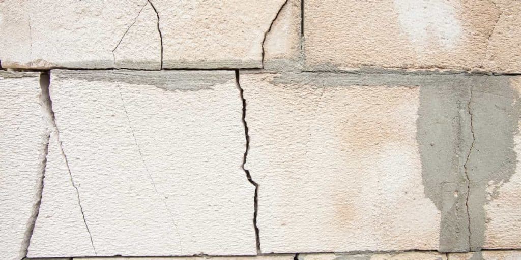 Reasons Why Wall Cracks Appear | StablWall
